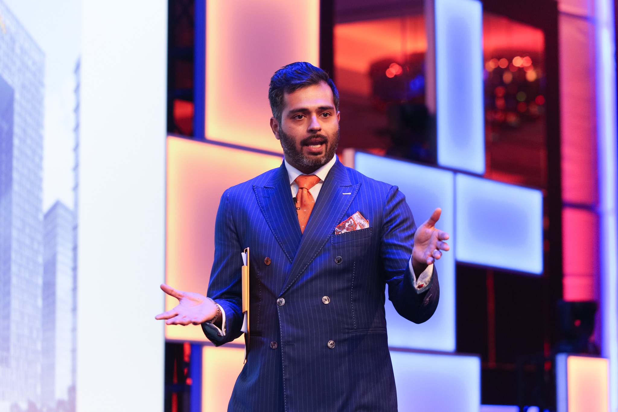 Engaging Presenter & MC - Dubai | Hisham Wyne